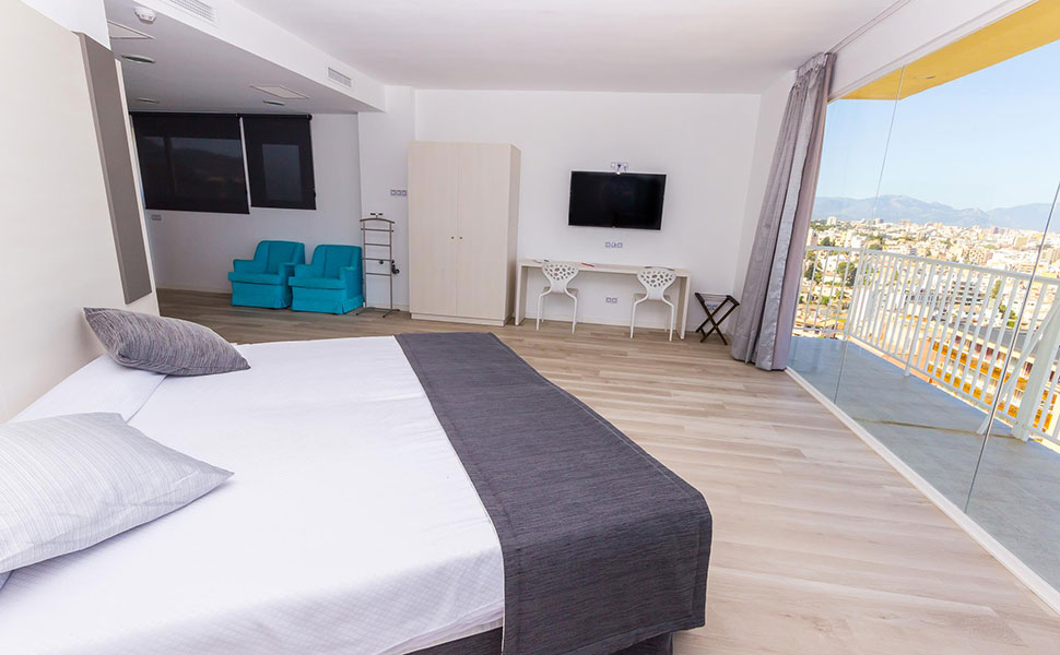 Rooms of the Hotel Amic Horizonte • Cheap Hotel in Palma